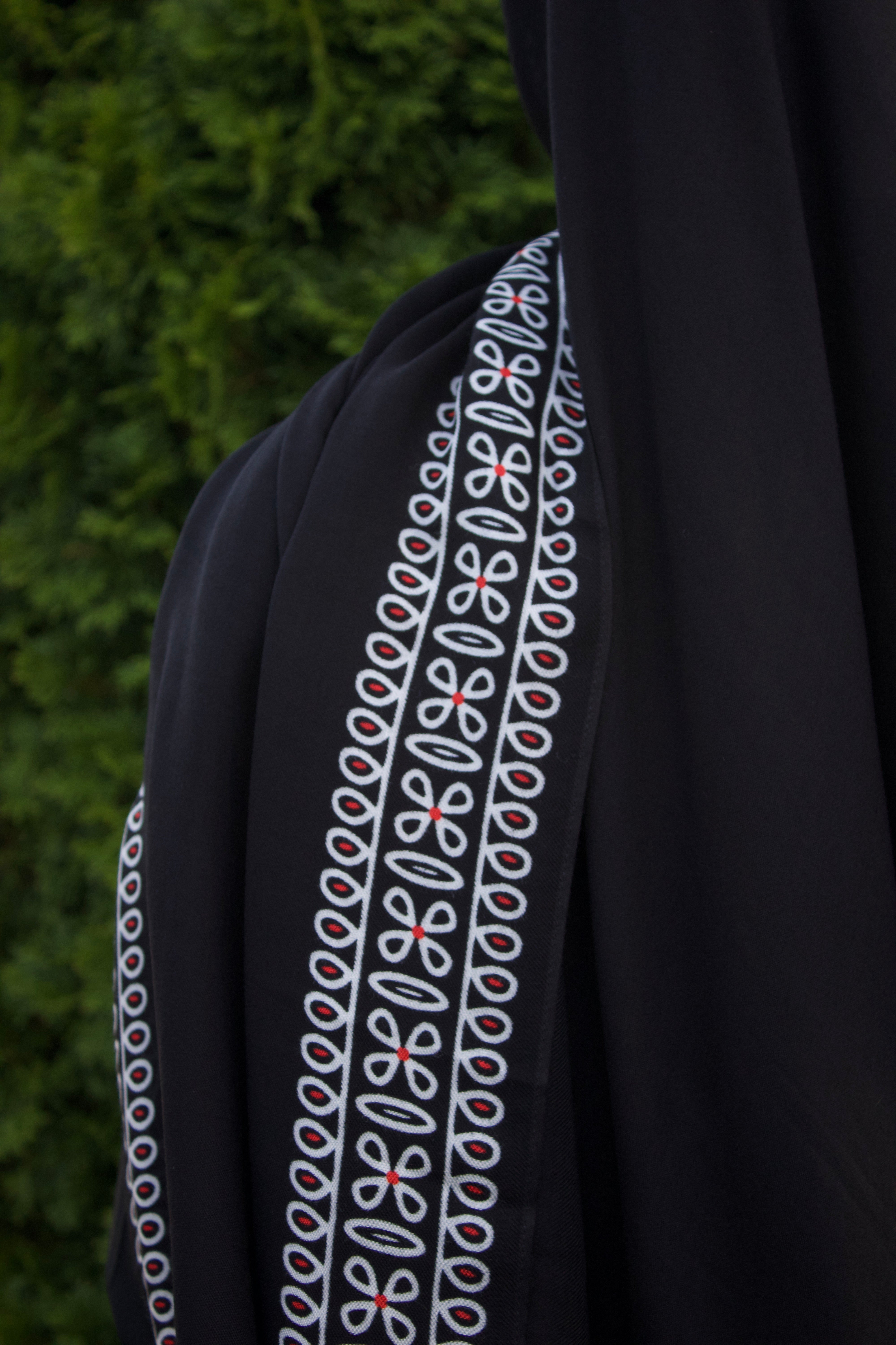 The Yemeni Edit – Tasneem The Label